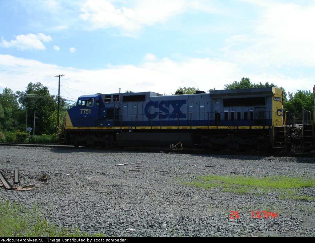 CSX 7751 runs in reverse or long-hood forward
